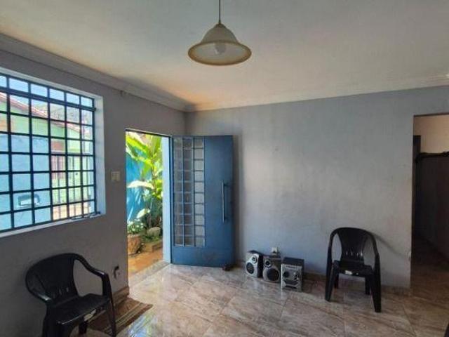 Casa com 2 dormitórios à venda por R$ 650.000,00 Centro Sabará/MG