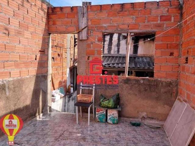 Casa com 2 dormitórios à venda por R$ 700.000,00 Santa Terezinha Sorocaba/SP