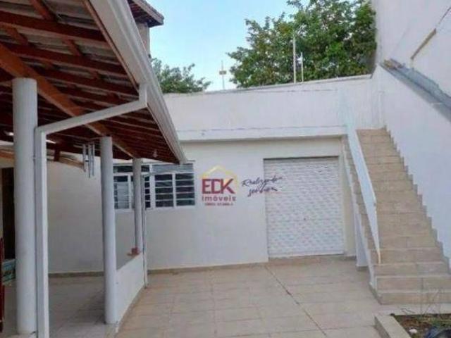 Casa com 2 dormitórios à venda por R$ 850.000 Centro Jacareí/SP