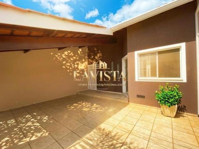 Casa com 2 dormitórios c/199 m2 Jd. Alvinópolis Atibaia