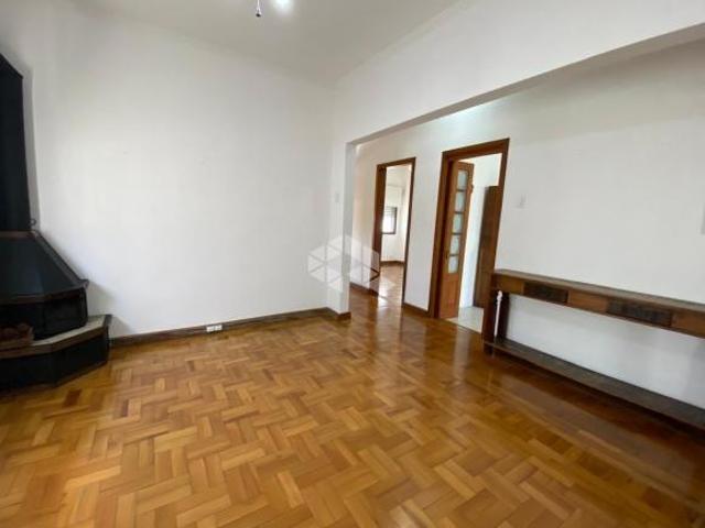 Casa com 2 dormitórios, com 4 vagas, no Bairro Sarandi PORTO ALEGRE RS