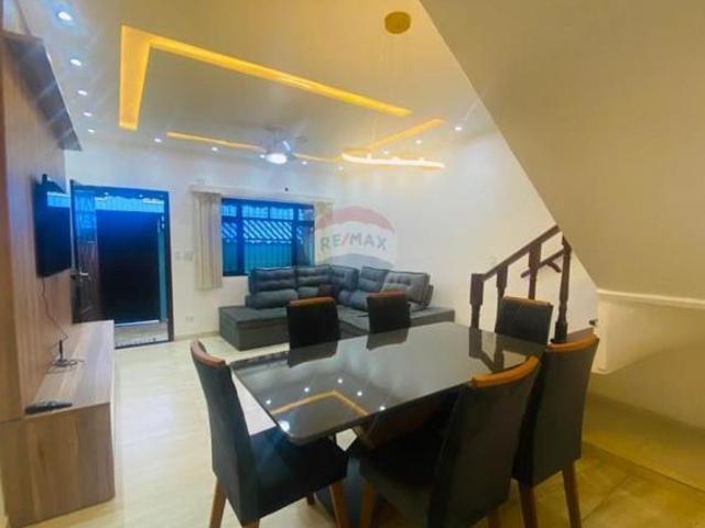 Casa com 2 dormitórios com 1 suítes à venda, por R$ 580.000 Jd Helena Maria Guarujá/SP