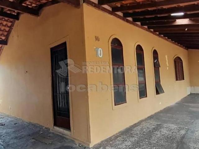 Casa com 2 dormitórios com 2 vagas de garagem