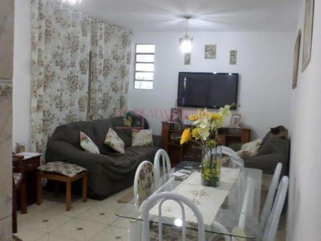 Casa com 2 dormitórios com comercial em Jardim Eliana São Paulo