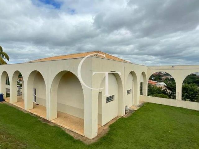 Casa para vender com 2 quartos sendo 01 suite no condomínio Villagios Itália em Itú