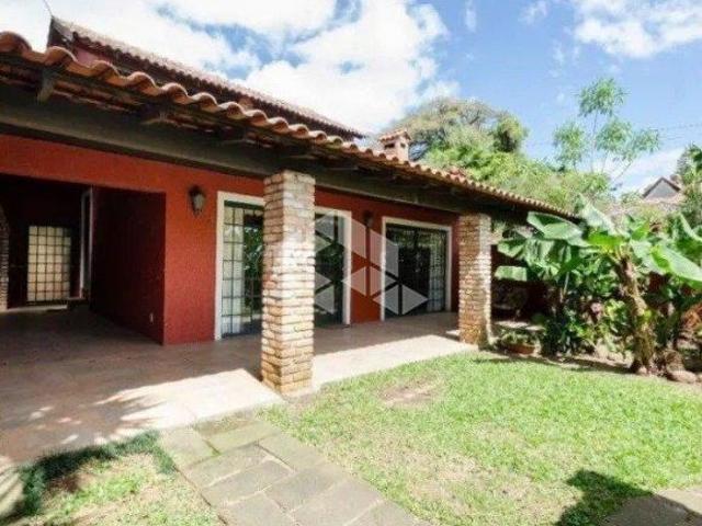 Casa com 2 dormitórios e 197m² na Vila Assunção