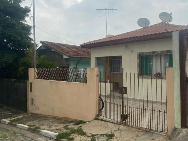 Casa com 2 dormitórios e com 200 m² de área total à venda em Jardim Moreira, Guarulhos, SP