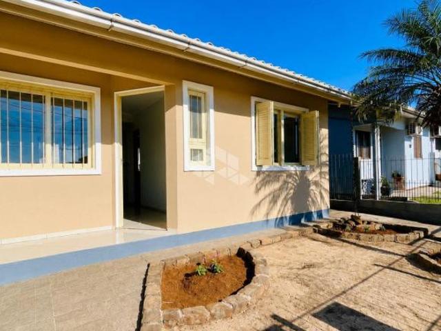 Casa com 2 Dormitórios e Amplo Pátio no bairro Jardim do Cedro em Lajeado