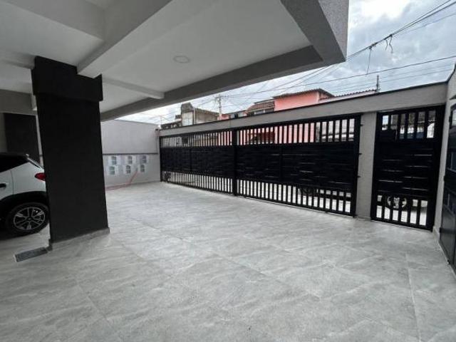 Casa com 2 Dormitórios e Lazer com Churrasqueira