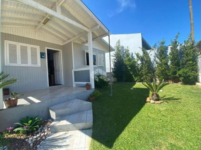 CASA COM 2 DORMITÓRIOS E POSSIBILIDADE DO TERCEIRO, EM SANTA CRUZ DO SUL