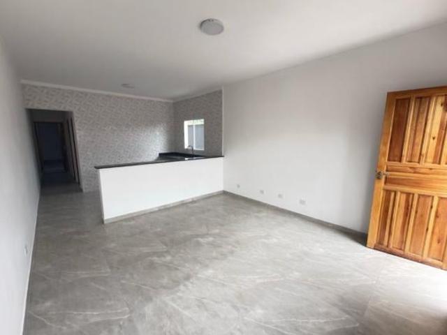 CASA COM 2 DORMITÓRIOS E PISCINA JD LUIZA MAR MIRIM ITANHAÉM/SP