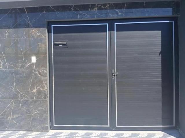 Casa com 2 dormitórios e piscina no bairro Nova Itanhaém