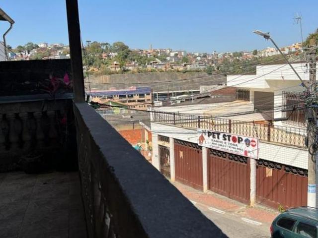 Casa com 2 Dormitórios e Terreno para Expansão em Francisco Morato, SP