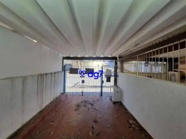 Casa com 2 dormitórios + edícula e quintal amplo na vila gomes!