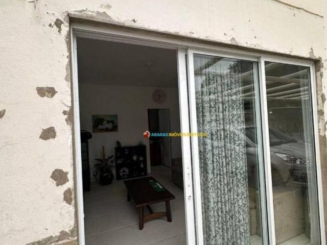 Casa com 2 dormitórios em Bertioga / SP por R$ 550.000,00