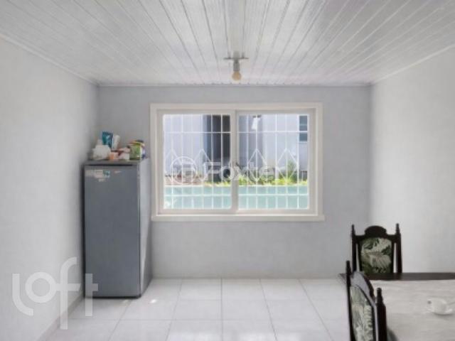 Casa com 2 dormitórios em Canoas