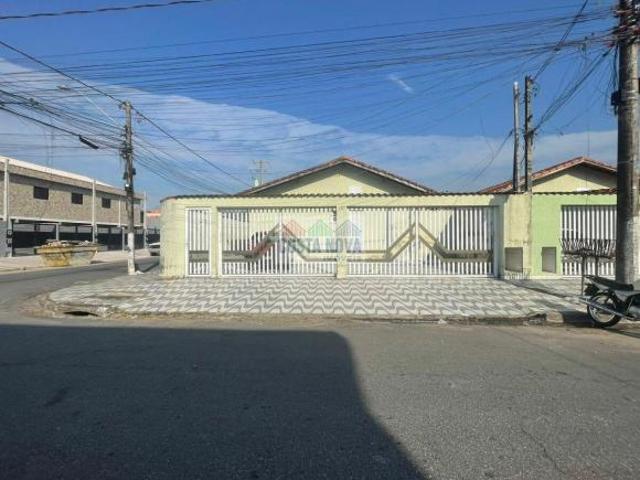 Casa com 2 dormitórios em condomínio fechado