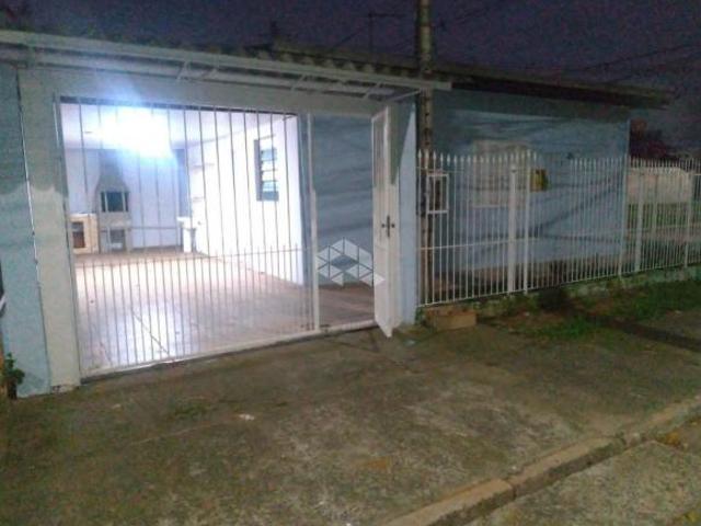 Casa com 2 dormitórios em Esteio