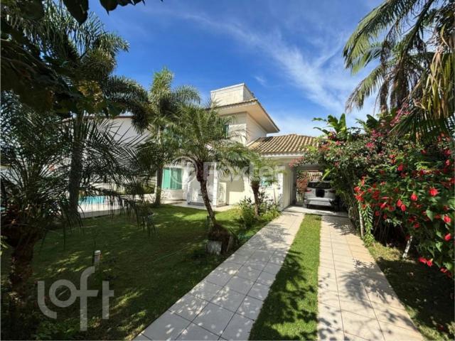 Casa com 2 dormitórios em Florianópolis