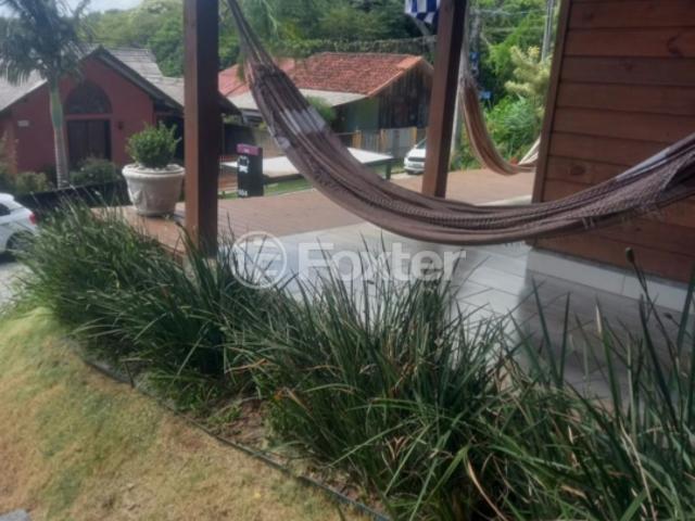 Casa com 2 dormitórios em Florianópolis