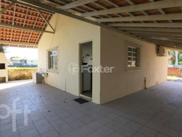 Casa com 2 dormitórios em Palhoça