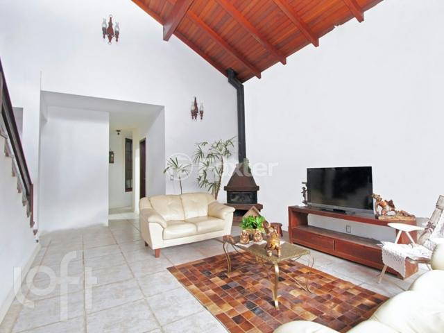 Casa com 2 dormitórios em Porto Alegre