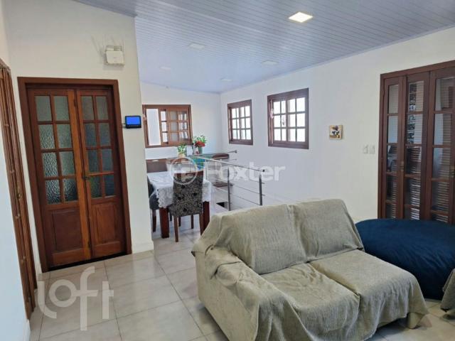 Casa com 2 dormitórios em Porto Alegre