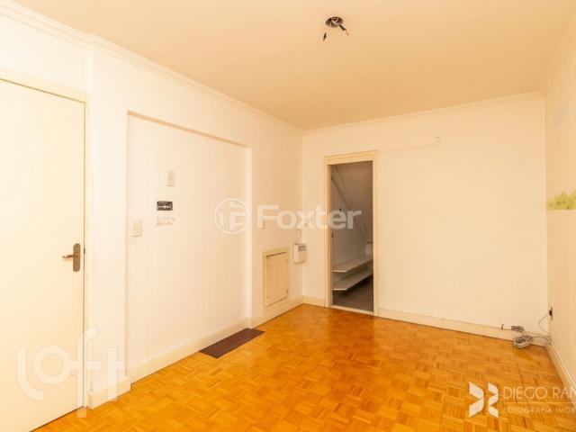 Casa com 2 dormitórios em Porto Alegre