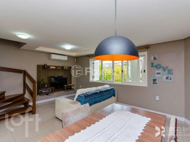 Casa com 3 dormitórios em Porto Alegre