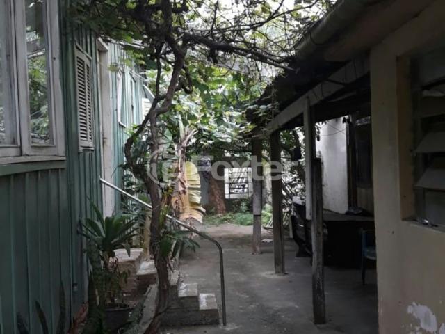 Casa com 2 dormitórios em Porto Alegre