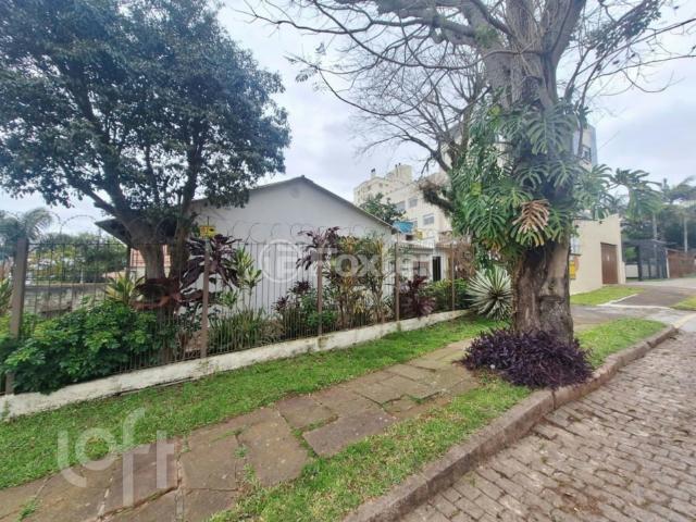 Casa com 2 dormitórios em Porto Alegre