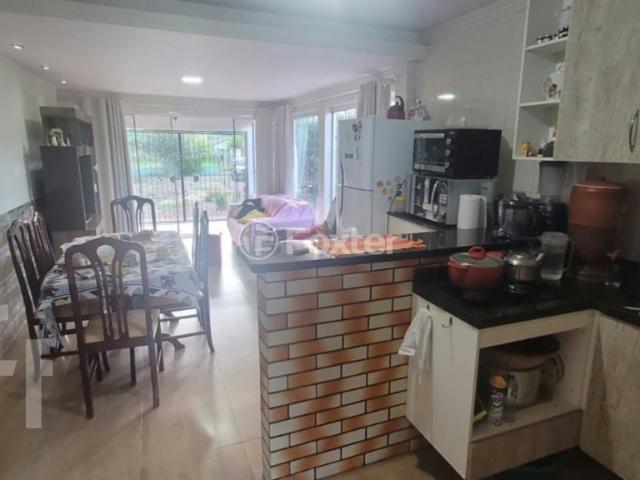 Casa com 2 dormitórios em Porto Alegre