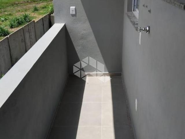 CASA COM 2 DORMITÓRIOS EM RESIDENCIAL NA HÍPICA