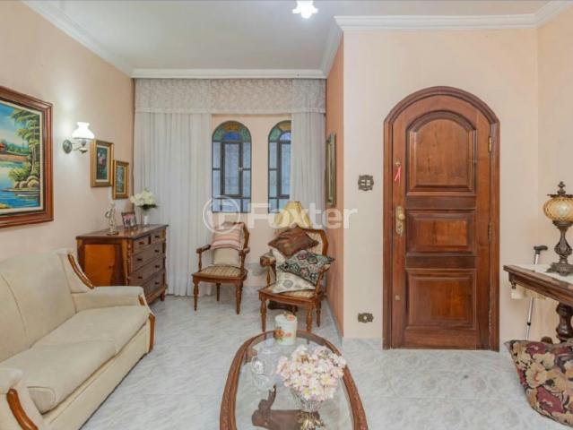 Casa com 2 dormitórios em São Paulo