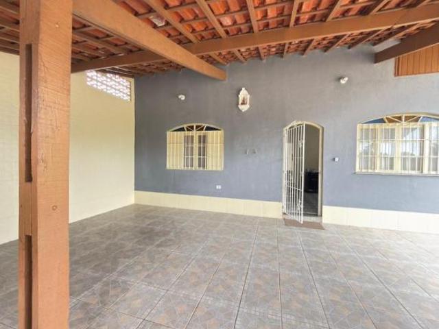 CASA COM 2 DORMITÓRIOS GAIVOTAS ITANHAÉM/SP