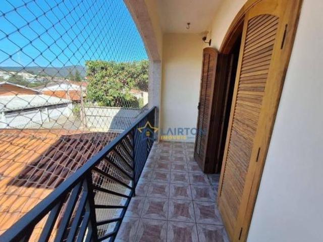 Casa com 2 Dormitórios, Iluminação Natural e Jardim à Venda no Bairro Tapajós, Atibaia