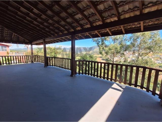 Casa com 2 Dormitórios para alugar, 170m² por R$3.600/mês Cachoerinha Bom Jesus dos Perdões/SP