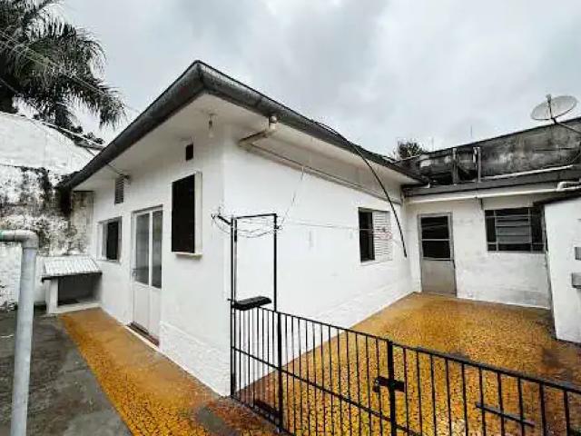Casa com 2 dormitórios para alugar, 90 m² por R$ 2.500,00/mês Bela Aliança São Paulo/SP