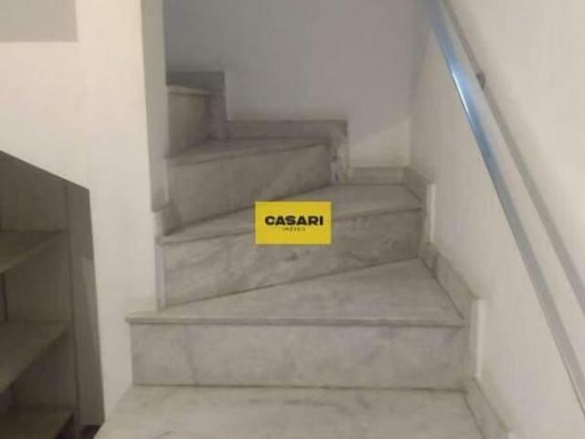 Casa com 2 dormitórios, sacada e 2 vagas cobertas à venda – Excelente localização