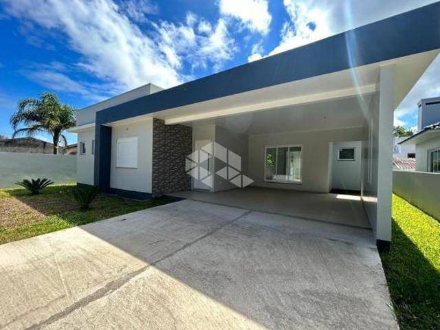 CASA COM 2 DORMITÓRIOS, SENDO 1 SUÍTE
