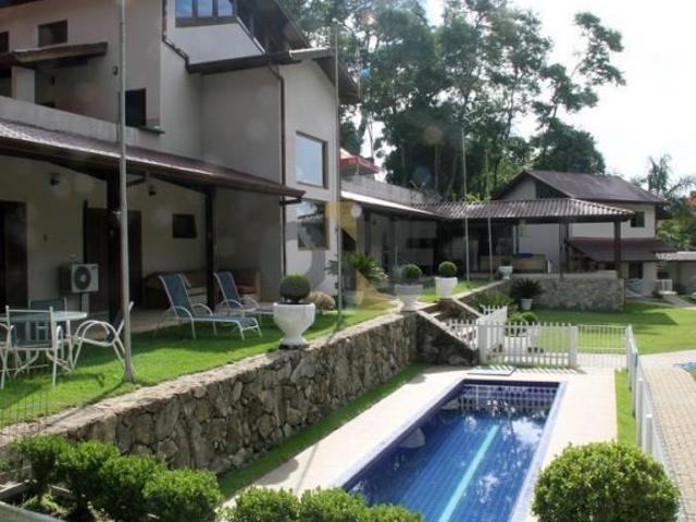 Casa com 2 dormitórios, sendo 2 suíte para venda Granja Viana Cotia SP