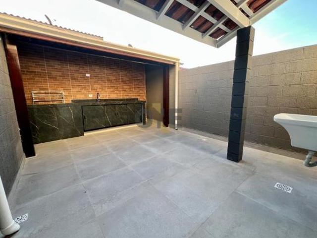 Casa com 2 dormitórios, sendo 2 suíte para venda Granja Viana Cotia SP