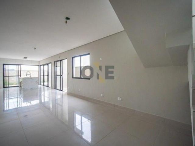 Casa com 2 dormitórios, sendo 2 suítes para venda Cotia SP