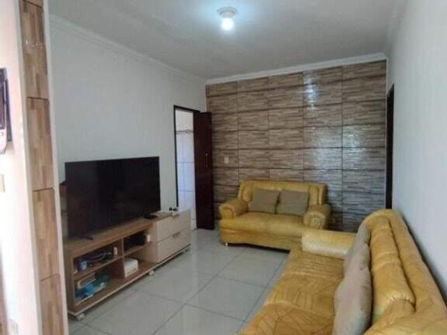 Casa com 2 Dormitórios, 1 Suíte e 2 Vagas em Vila Eldízia, Santo André – Financia