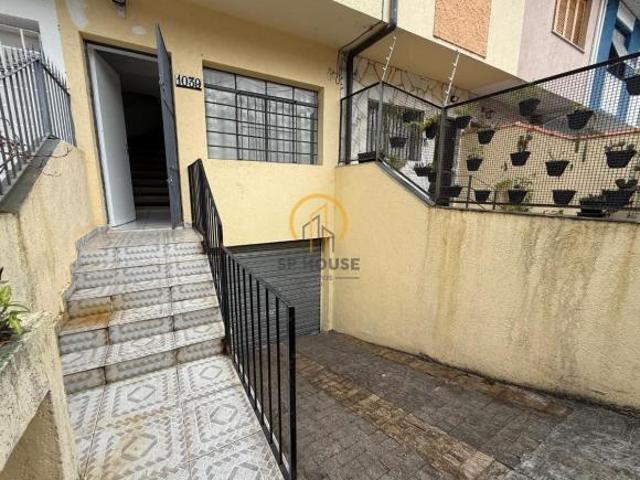 Casa com 2 dormitórios, 2 banheiros, 2 vagas de garagem no Brooklin Paulista