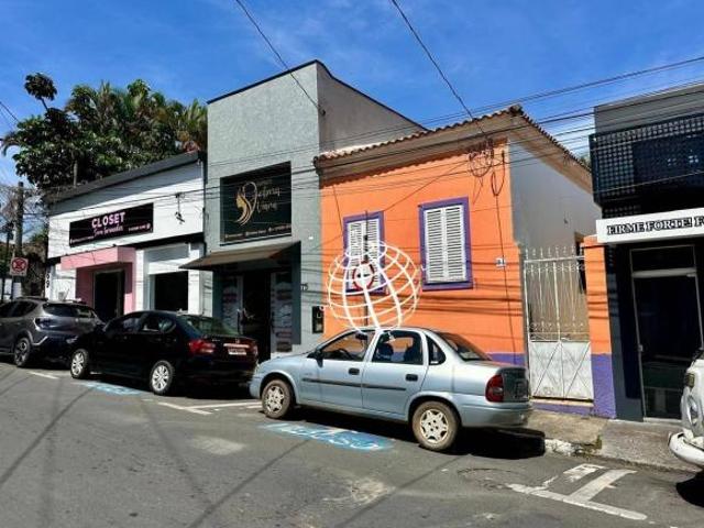 Casa com 2 dormitórios, 59 m² venda por R$ 550.000,00 ou aluguel por R$ 2.500,00/mês Centro At
