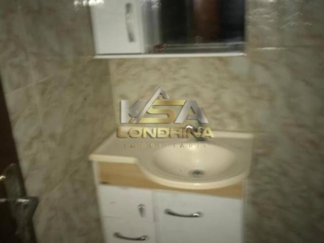 Casa com 2 Kitnet no fundo