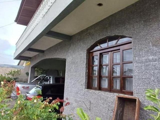 Casa com 2 pavimentos, 4 dormitórios à venda, 200 m² por R$ 999.800 Loteamen