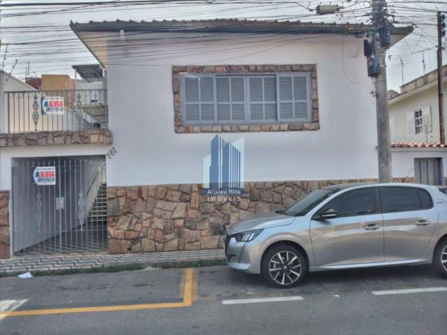 Casa com 2 quartos, 100 m²