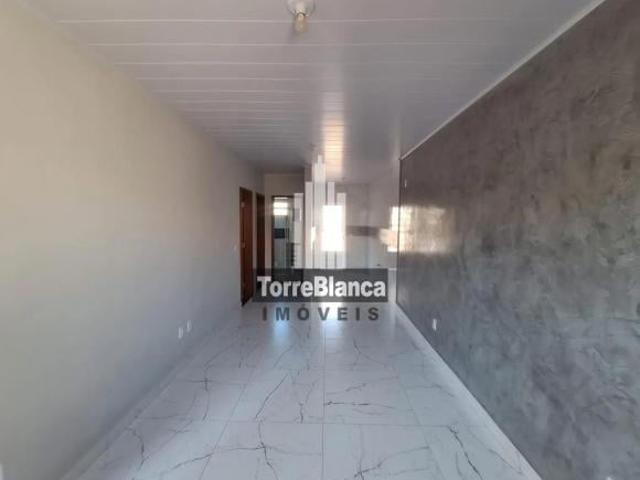 Casa com 2 quartos, 1 vaga de garagem, Quintal Amplo, Nova Rússia